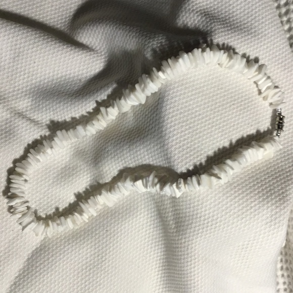 Handmade | Accessories | Vintage9s White Puka Shell Necklace | Poshmark